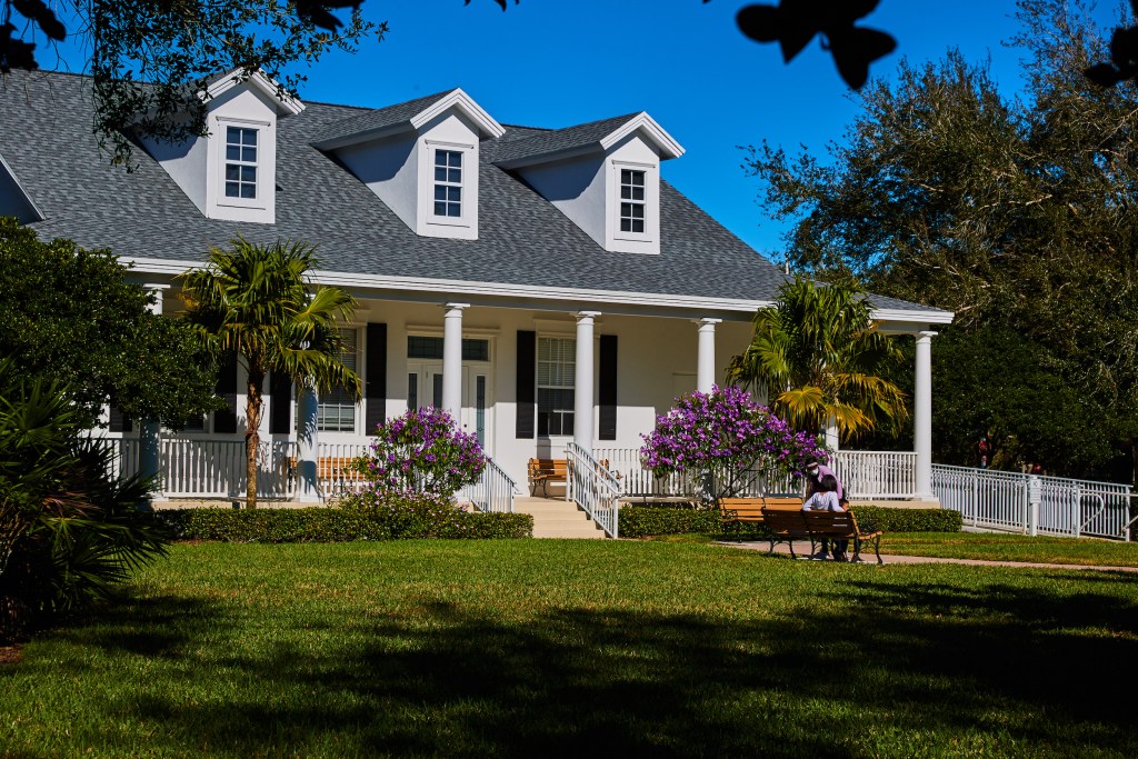 Buying a New Construction Home vs. Buying a Resale Home: A ...